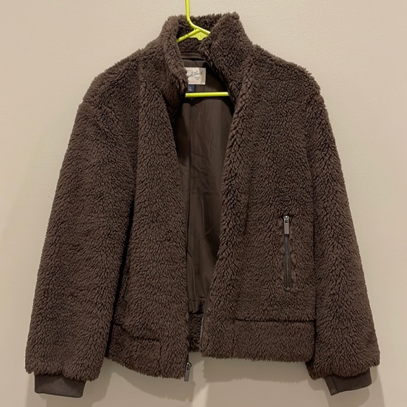 Universal Thread | Jackets & Coats | Universal Thread Brown Fuzzy ...